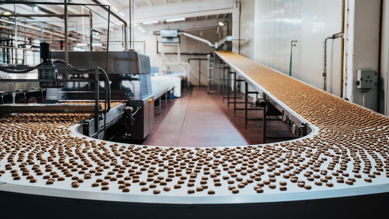 Chocolate Factory Equipment Maintenance and Worker Safety Tips ...